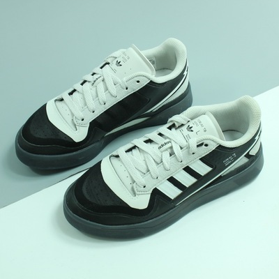 adidas男女鞋低帮休闲板鞋GY3571