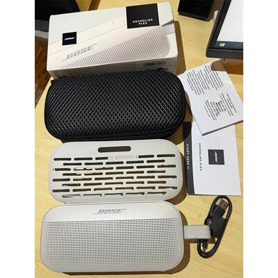 BOSE SoundLink Flex 小巨弹蓝牙扬声器