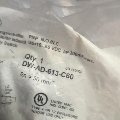 DW-AD-613-C60 科瑞CONTRINEX PNP电感式接近开关传感器议价维修