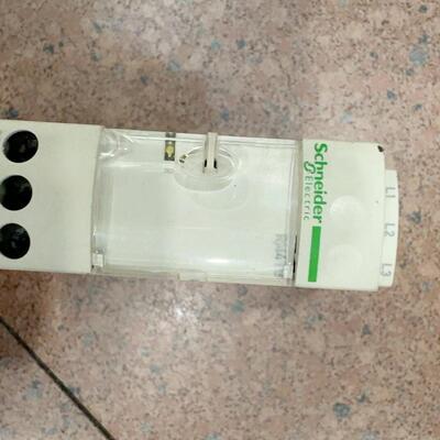 RM4TG20 相序继电器 三相电源保护 带透明盖设计议价维修