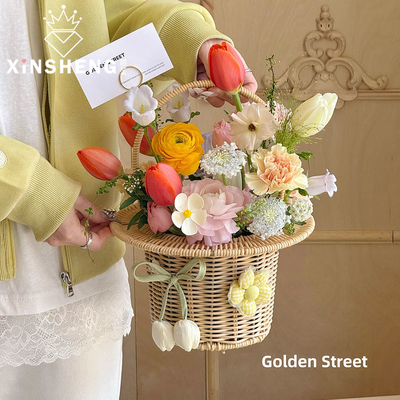 芯苼礼帽花篮，更添浪漫情调！