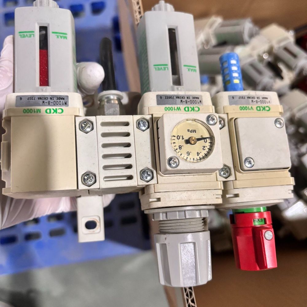 CKD气动 件油水分离器V1000-8-W 带压力表显示 功