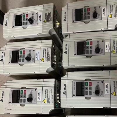 台达变频器VFD004M21A功率400W电压220V