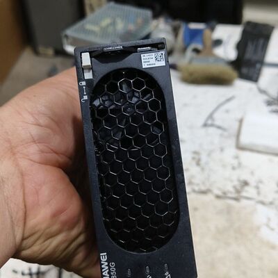 R4850G6 没有电源模块 实物图 :