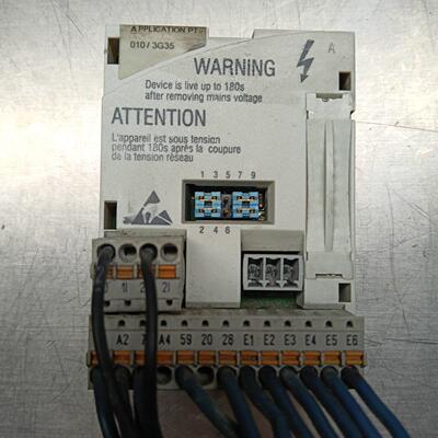 伦茨通讯模块E82ZAFAC010 图片上的 实物拍摄的