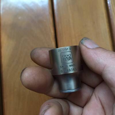 可维修TESR测头座，包好，成色如图，有一点磕碰，5800包邮议价