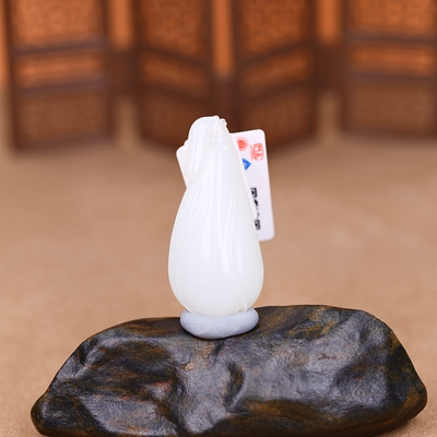 【久龙玉器】天然和田玉羊脂玉玉龙河吊坠和田玉挂件玉兰花23.52