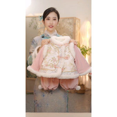 现货【粉蕊】SC722女童冬季国风加绒加厚保暖外套裤子套装拜年服