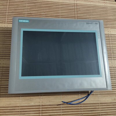 议价十寸触摸屏 Smart 1000 IE，1P 6AV6连接器