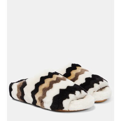 潮奢 Chloe 蔻依 女士 Saam 锯齿毛羊皮凉拖 000767