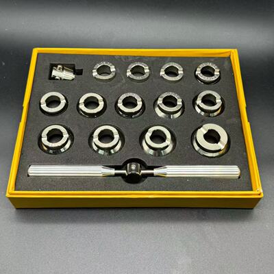 修表工具5537齿轮纹后盖开表器水鬼开盖器手表