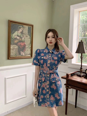 【现货】mi2 naa法式碎花牛仔连衣裙26夏收腰复古印玫瑰花连身裙