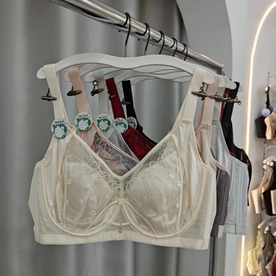 超薄蕾丝软钢圈大胸显小性感文胸