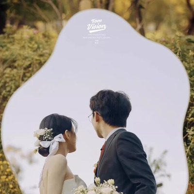 户外订婚草坪婚礼签到镜子