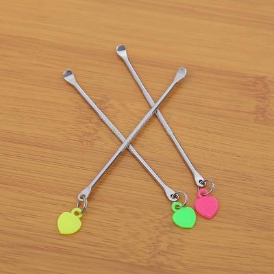 Each set contains approximately 100 ear picks, and these ear