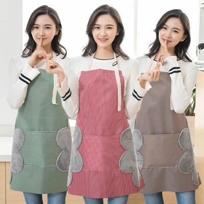 Thickened, wipeable apron that is oil and water-resistant. S