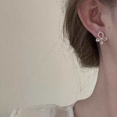 锆石珍珠蝴蝶结耳钉女小众设计感简约高级时尚气质百搭耳环耳饰