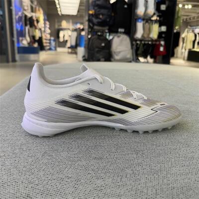 阿迪达斯男子TF碎钉耐磨足球鞋