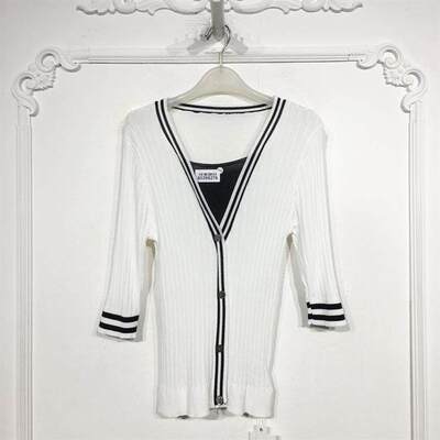 卡DL系列 8039S276 时尚针织开衫品牌女装折扣颦薪