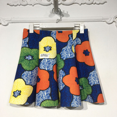 潮系列 8337S061 时尚短裙品牌女装折扣颦薪