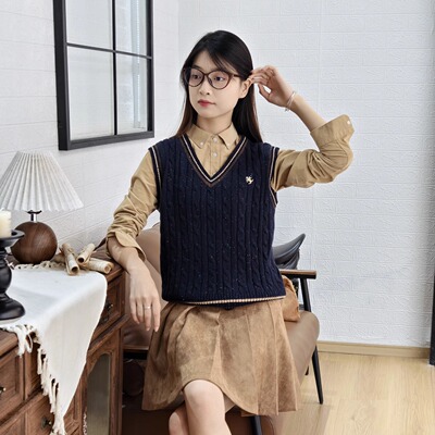 保罗彼得专柜正品女士鸡心领针织背心彩点纱温暖舒适UKECZ00271