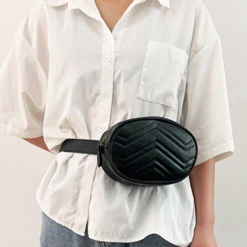 斜挎包Chest Handbag Red Black Fashion Hight Quality椭圆腰包