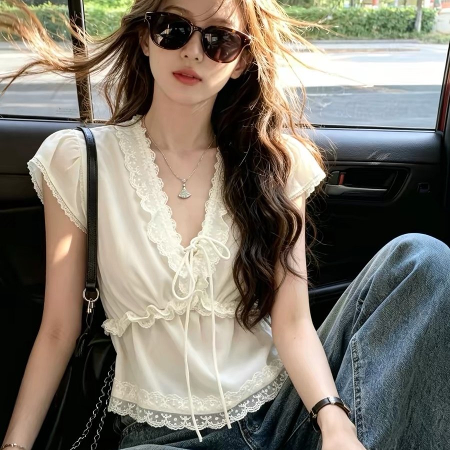 法式雪纺短袖衬衫女初夏季蕾丝边V领衬衣小衫修身显瘦小飞袖上衣