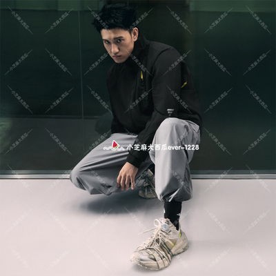 adidas阿迪达斯轻机甲运动老爹鞋