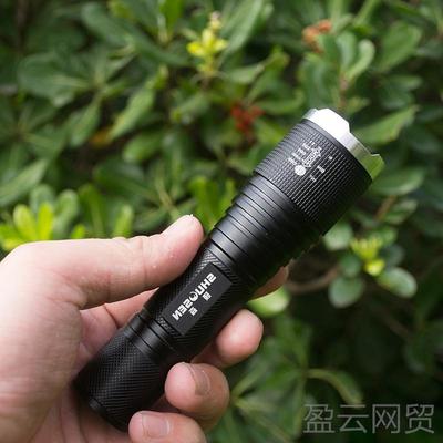 正品硕森强光手电筒可充电家用超亮小远射户T6外led焦变照耐用L2