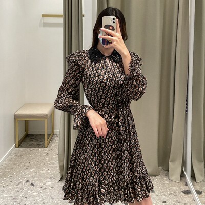 2021字母印花小飞袖收腰v领连衣裙MFPRO02034