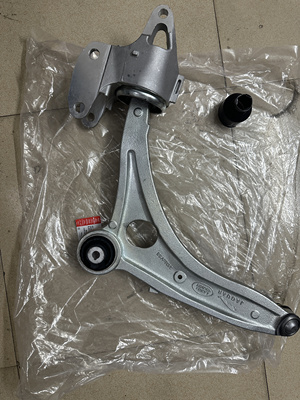 适用路虎揽胜极光神行者2发现神行前下摆臂下支臂三角臂悬挂新款