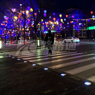 速发发光道钉隧道铸铝突起路标柱式同步闪烁太能附着式轮廓标