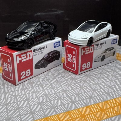 TOMY多美卡合金男孩玩具汽车TOMICA红白盒98号28特斯拉Model3 Y