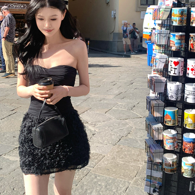 玫瑰摆天鹅压褶抹胸连衣裙女