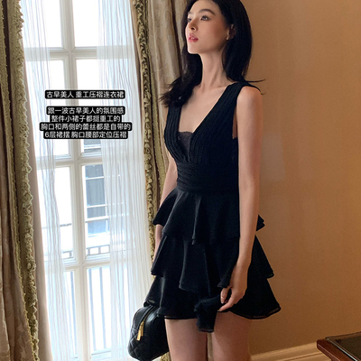 气质性感压褶蕾丝吊带连衣裙女