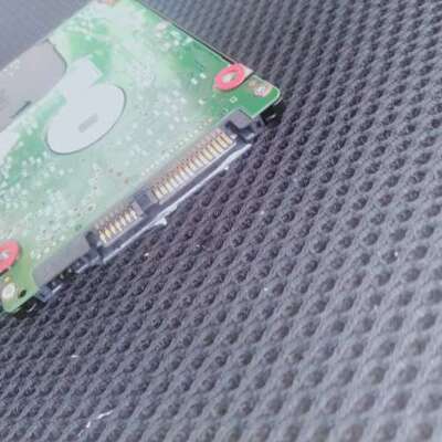 检修西数500G笔记本2.5寸机械硬盘。WD5000LPCX 2详询