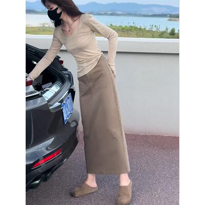 卡其色直筒半身裙女2025