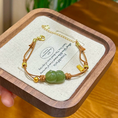 2026年新款天然和田玉可爱小猫咪手链招财手绳女款送女友闺蜜礼物