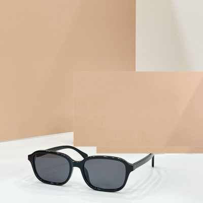 情侣男女通用旅行拍照