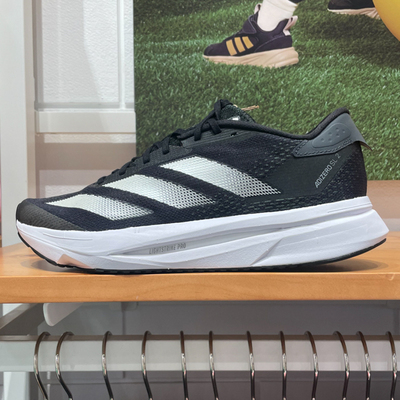 阿迪达斯缓震马拉松跑步运动鞋