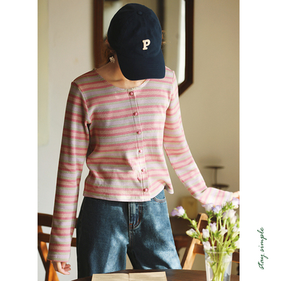 花吉草莓蛋糕条纹圆领横条纹开衫