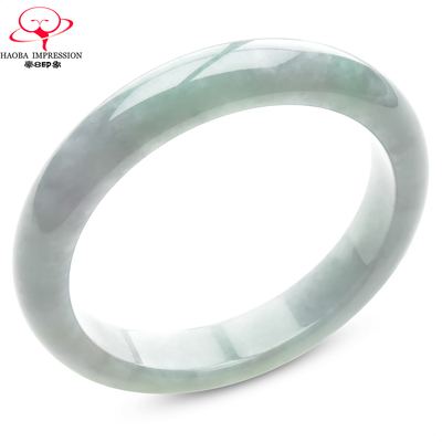 豪8印象手镯之家S225018Y529翡翠手镯圈口54.4mm天然白底淡绿玉镯