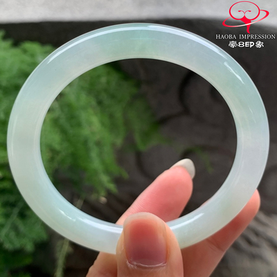 豪8印象V261000V1410翡翠圆条手镯圈口56.5天然冰种晴绿缅甸玉镯