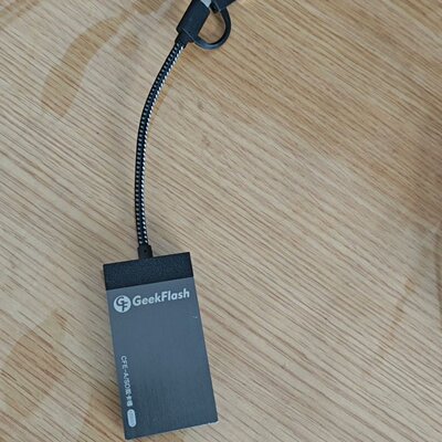 议价GeekFlash 二合一高速读卡器cfea