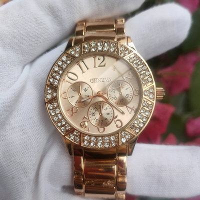 金属Geneva日内瓦钢带钻石表壳时装表外贸石英手表清仓
