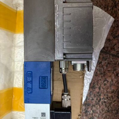 exroth比例阀4WRPE6VC08S-30/M4WRPE6VC08S-31/M4WRPE6VC08S-32/M