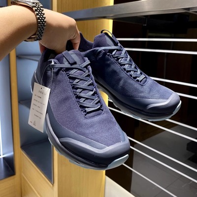 多功能攀登徒步低帮运动鞋男