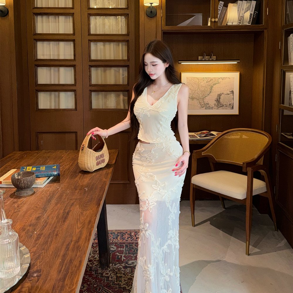 实拍新款两件套女高级感重工立体绣花背心上衣透视拼接气质半身裙