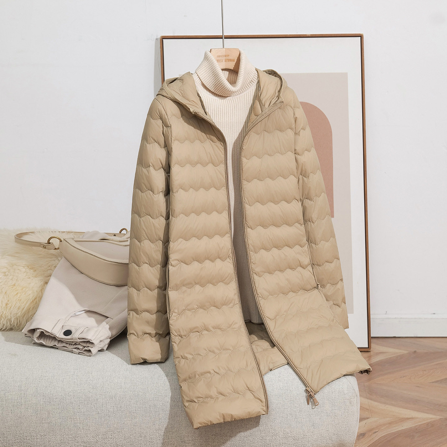 唯品会特卖断码清仓特价处理轻薄白鸭绒羽绒服女装品牌正品春秋冬