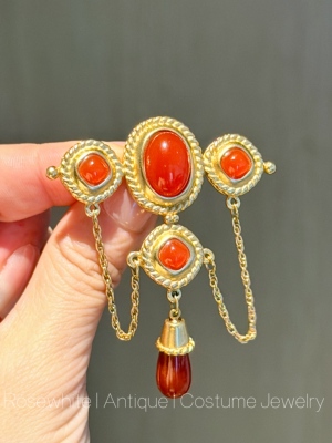 中古不退换｜Trifari宫廷流苏胸针